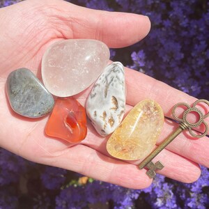 Manifesting and Intention Crystal Set, Manifestation Stone Kit ...