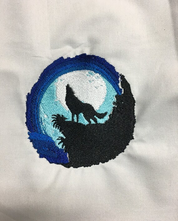 Wolf Howling at the Moon EMBROIDERY Design Digitized Filled - Etsy