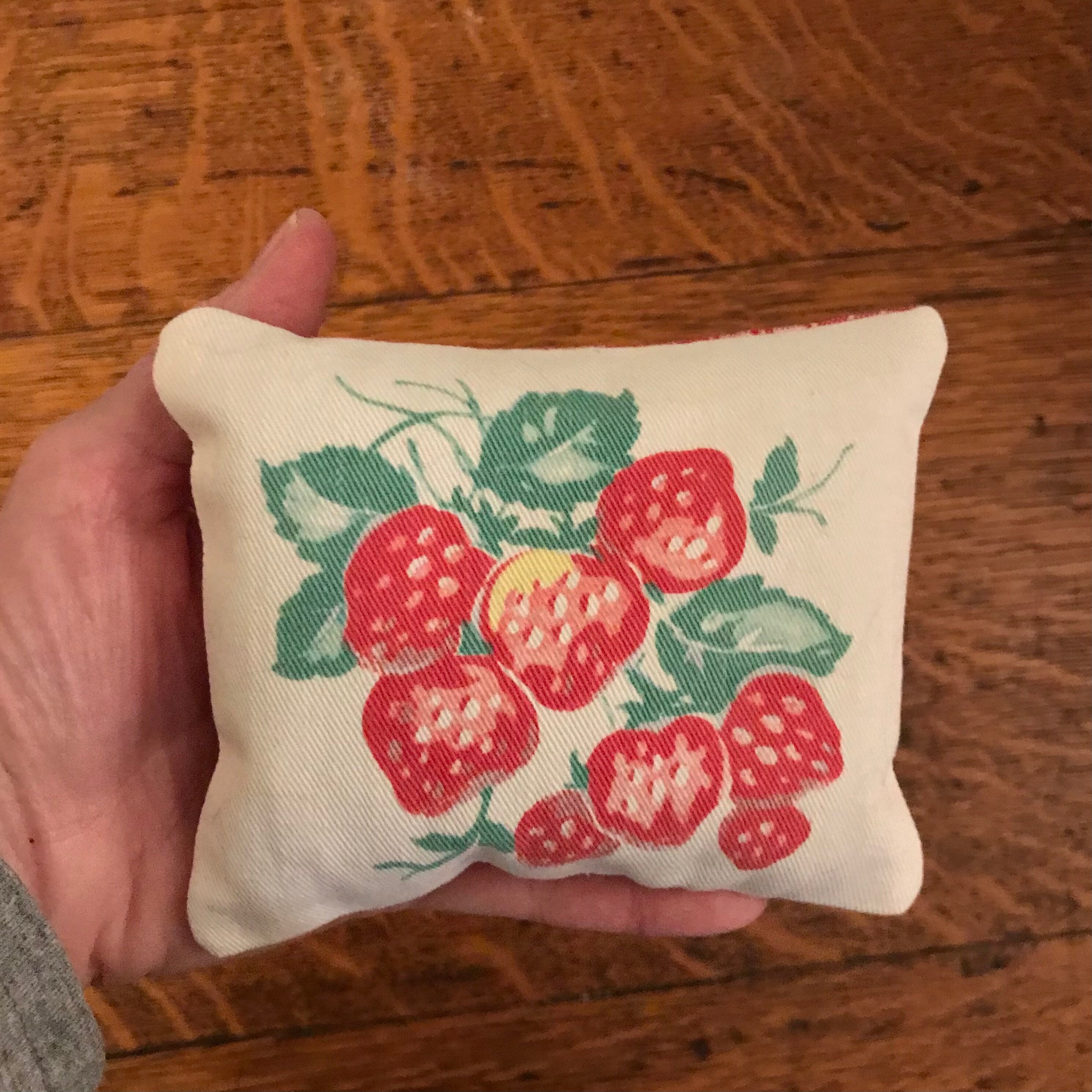 Vintage Fabric Sachet With Strawberries. Unique Sachet, Aromatherapy ...