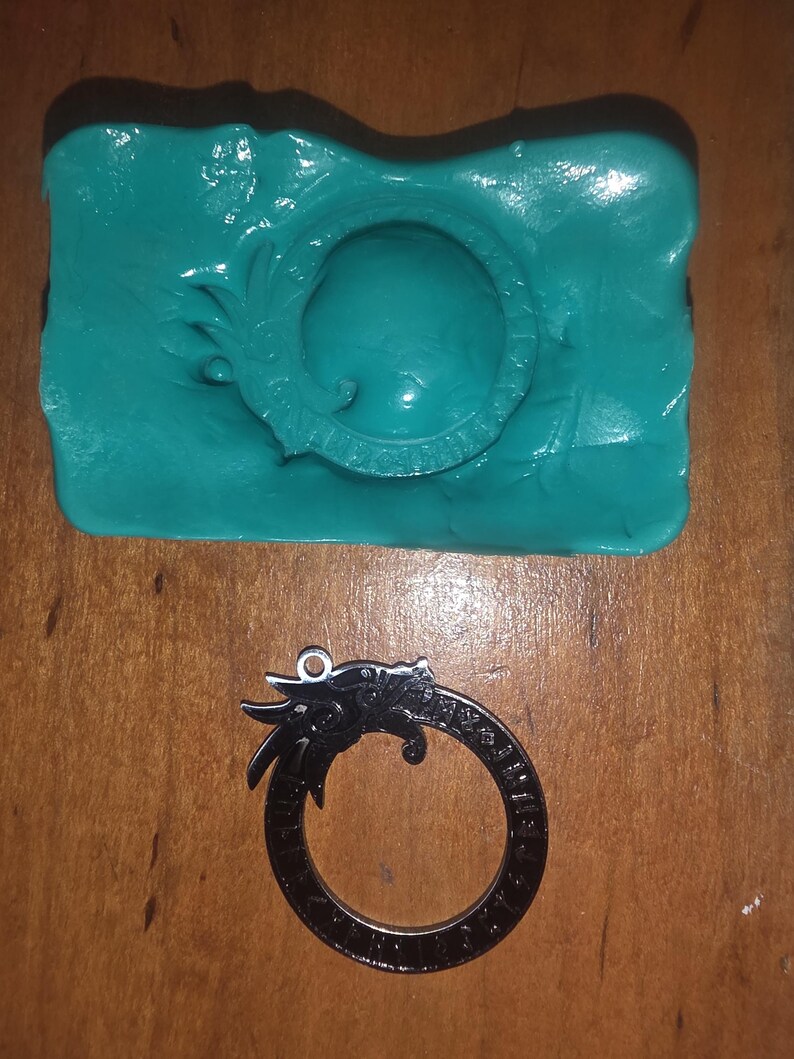 Circular Round Dragon Viking Pendant Mold / Jewelry Making for Resin ...