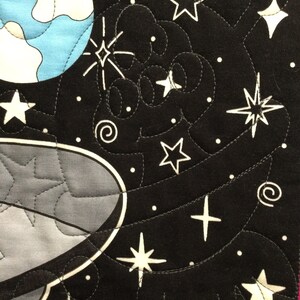 Amazing Aliens Quilted Cotton Wall Hanging - Etsy