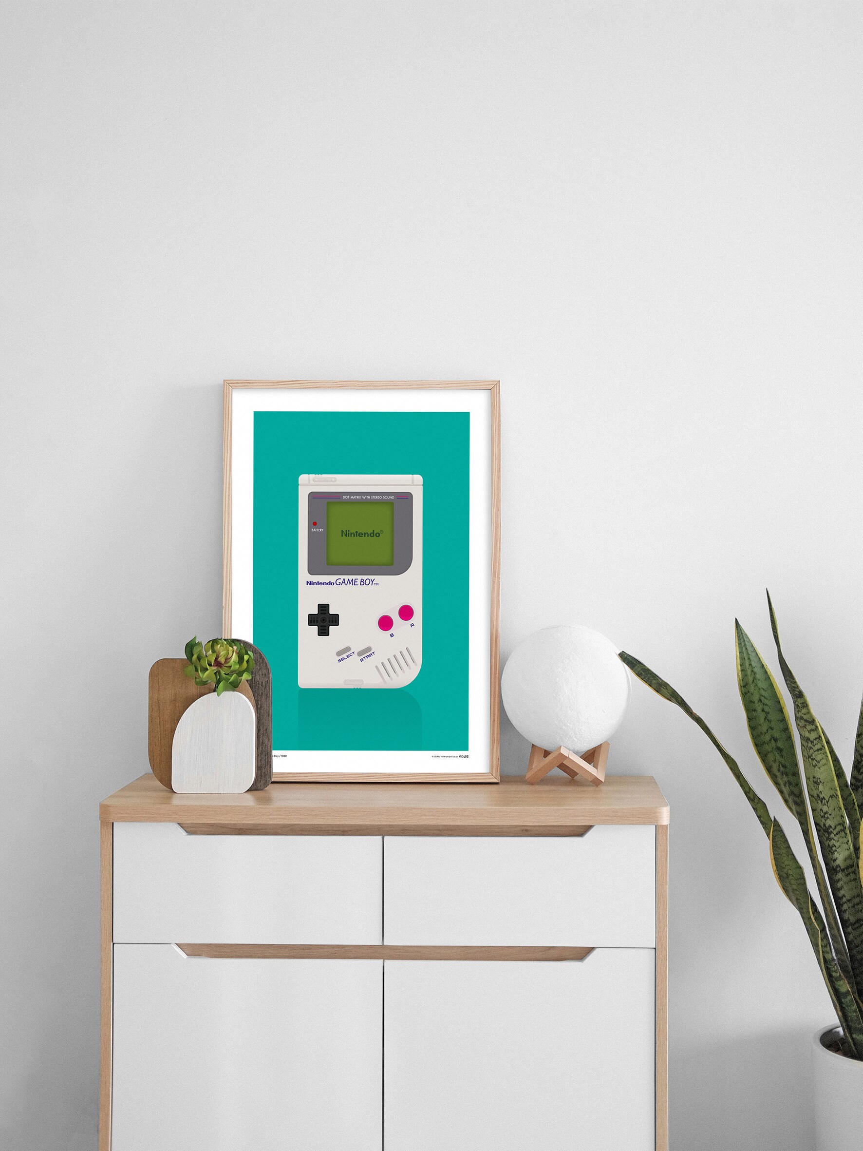 Nintendo Gameboy - Iconic 1980 Video Games Handheld Console ...