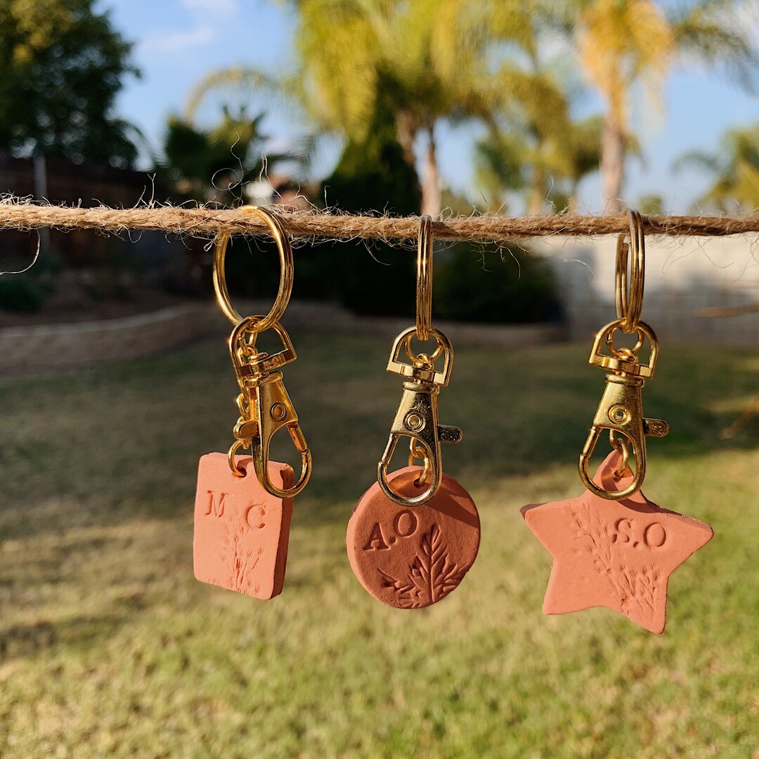 Personalized Terracotta Clay Keychains, Terra-cotta Clay Personalized ...