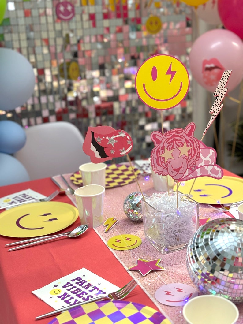 All Smiles Preppy Party Box - Tablescape - Birthday Party ...