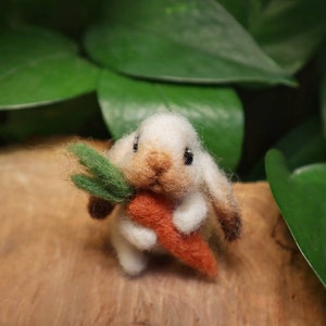 Needle Felted Lop Eared Bunny With Carrot, Needle Felted Cottontail ...