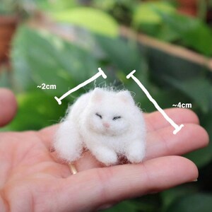 Needle Felted Longhaired Cat, 1:12 Scale Dollhouse Cat, Dollhouse ...