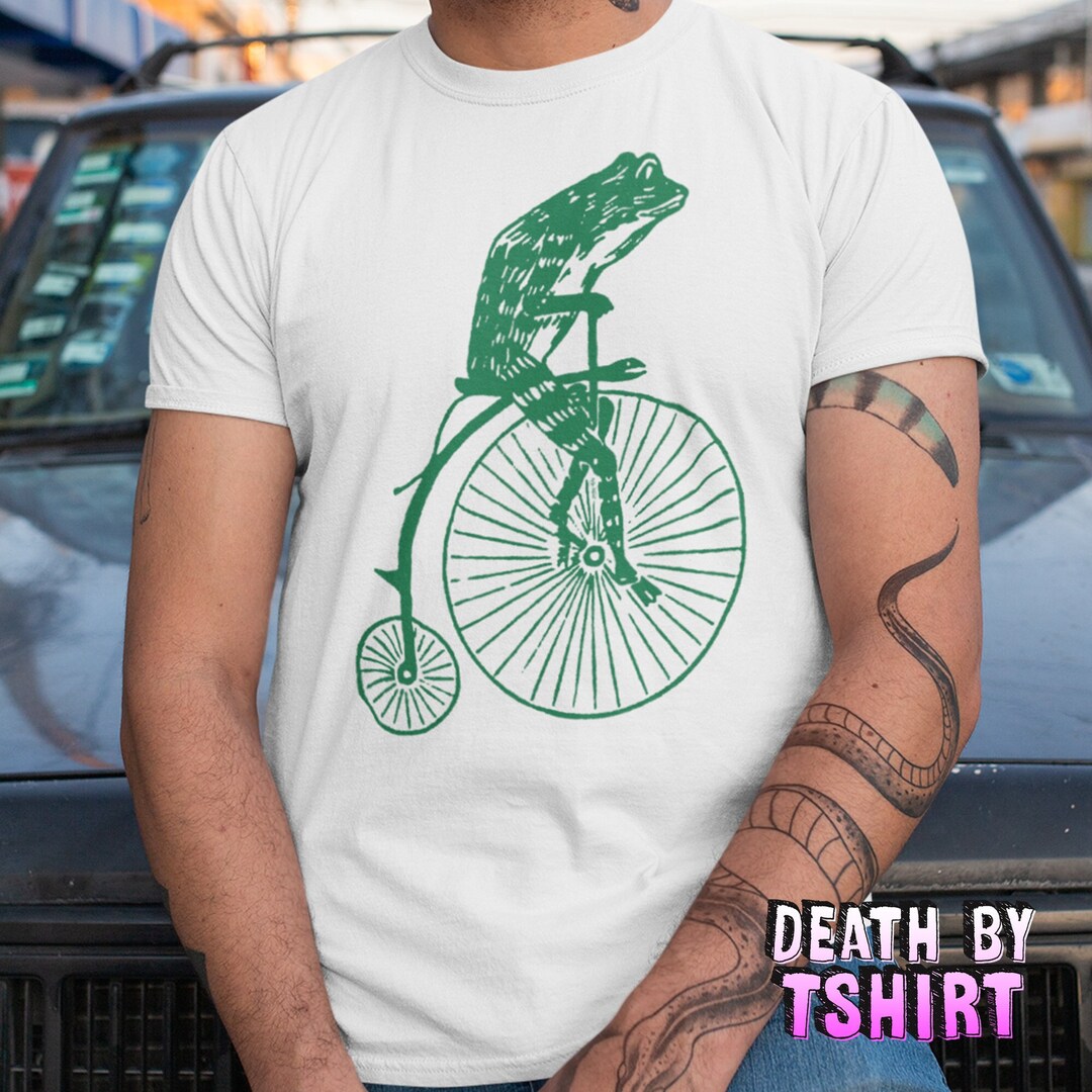 Cute Frog on a Penny Farthing Toad on a Bicycle Funny Shirt Softstyle T ...