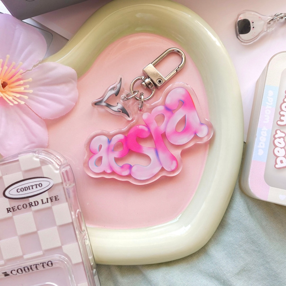 Aespa Keychain | Kpop Girl Group Keychain, Savage, Aespa, Karina ...