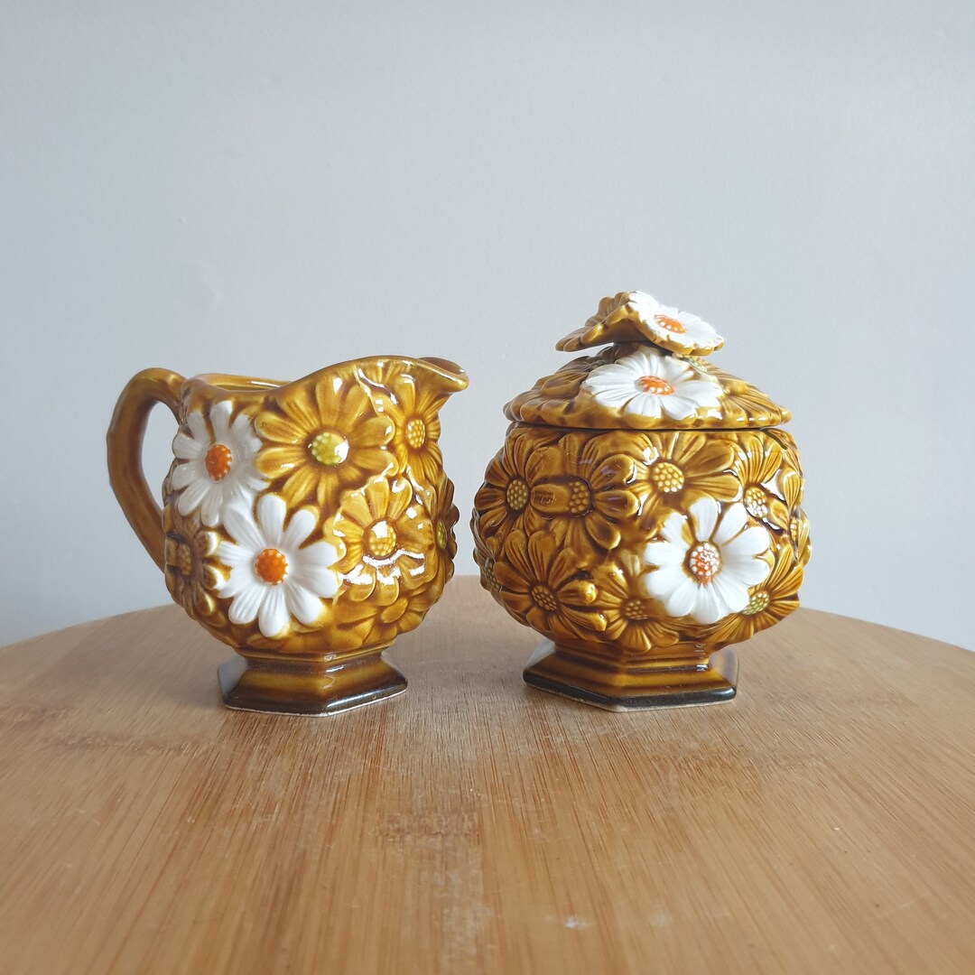 Vintage Fred Roberts Creamer and Sugar Bowl. Daisy Golden Harvest ...