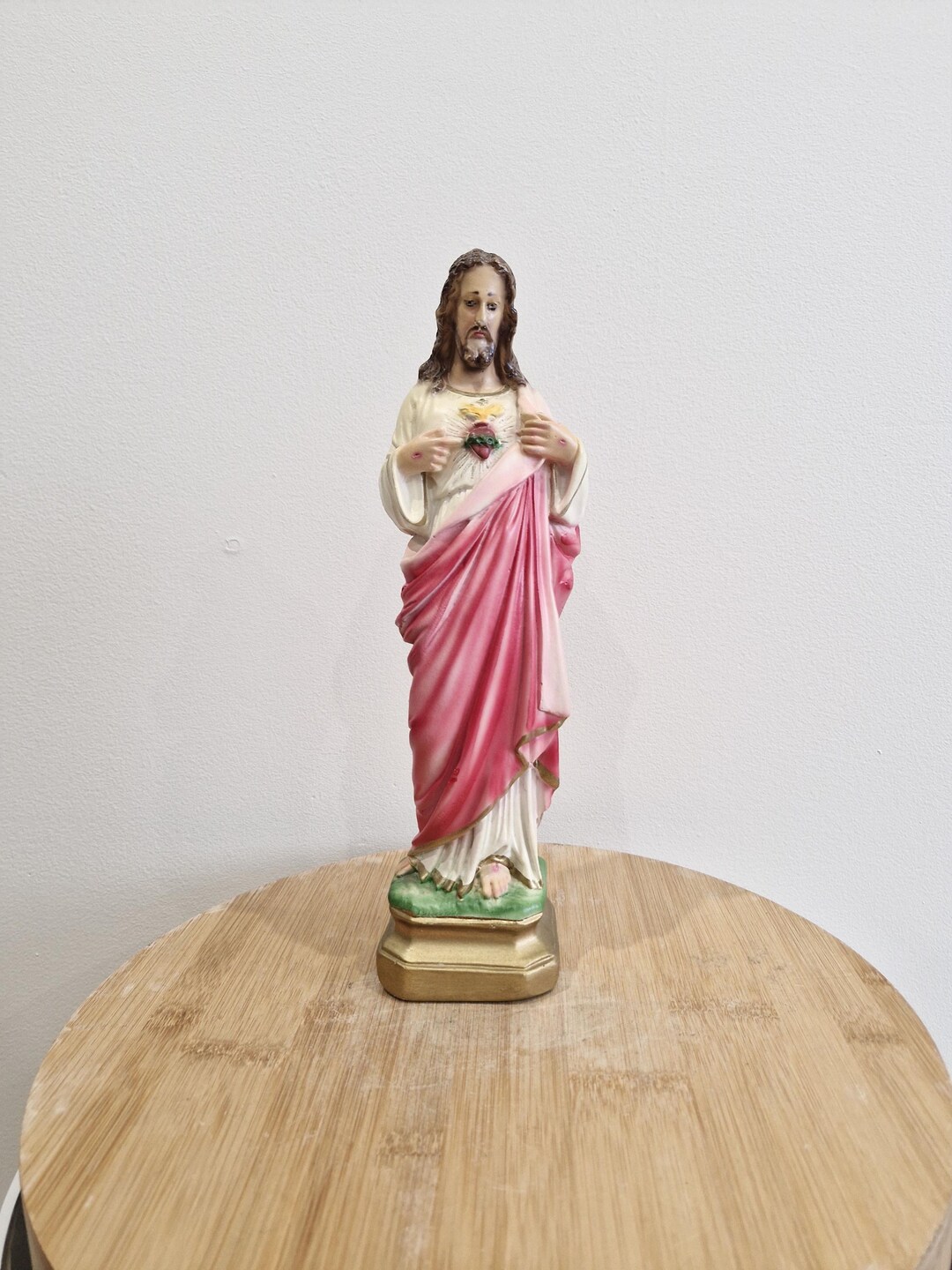 Vintage Statue of the Sacred Heart of Jesus. Religious Jesus Statue ...