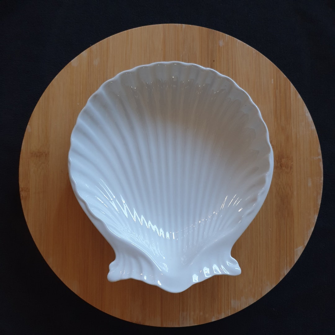 Vintage White Ceramic Trinket Shell. Sea Shell. Trinket Dish. - Etsy