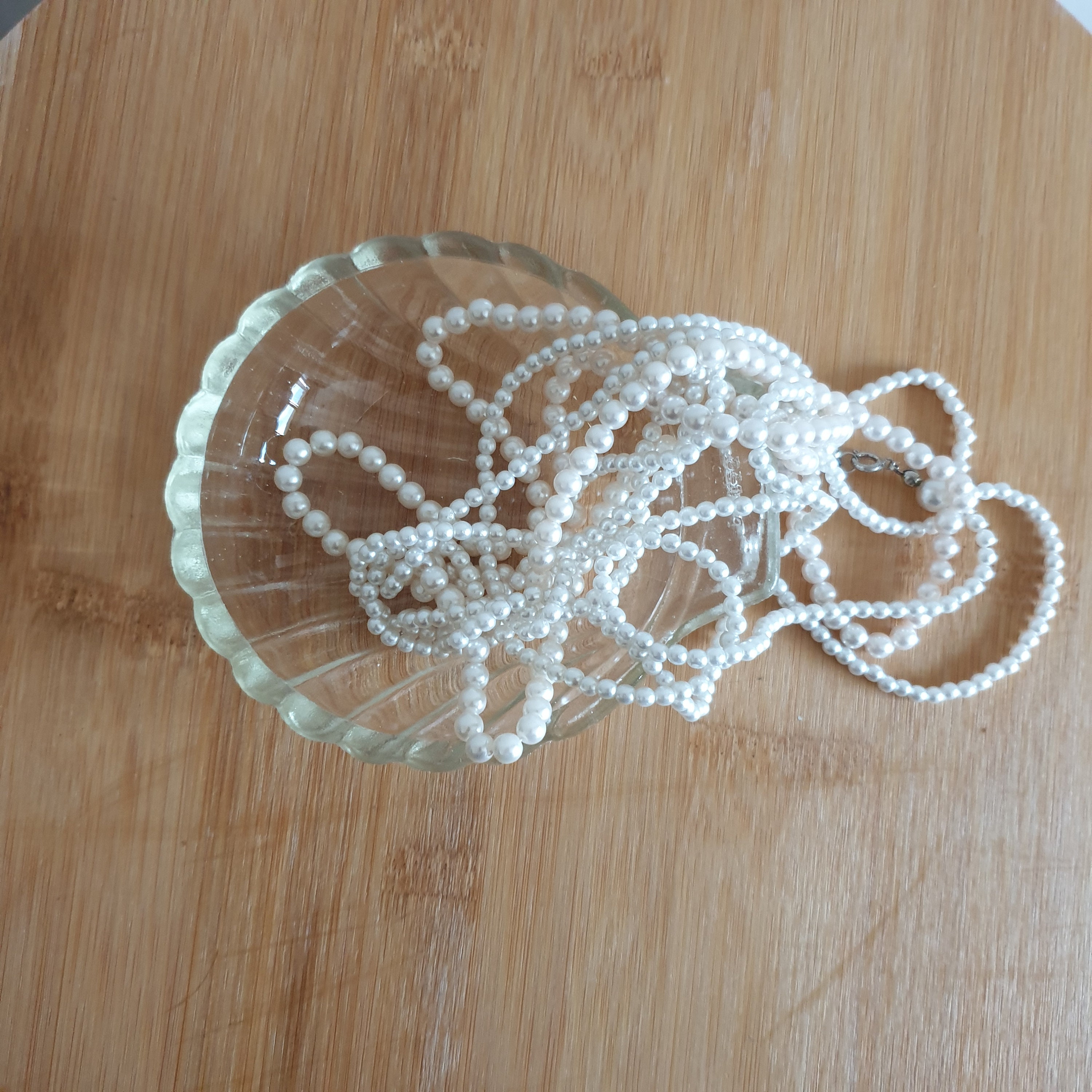 Small Clear Glass Pyrex Shell. Trinket Dish. Condiment Dish. Soap Tray ...
