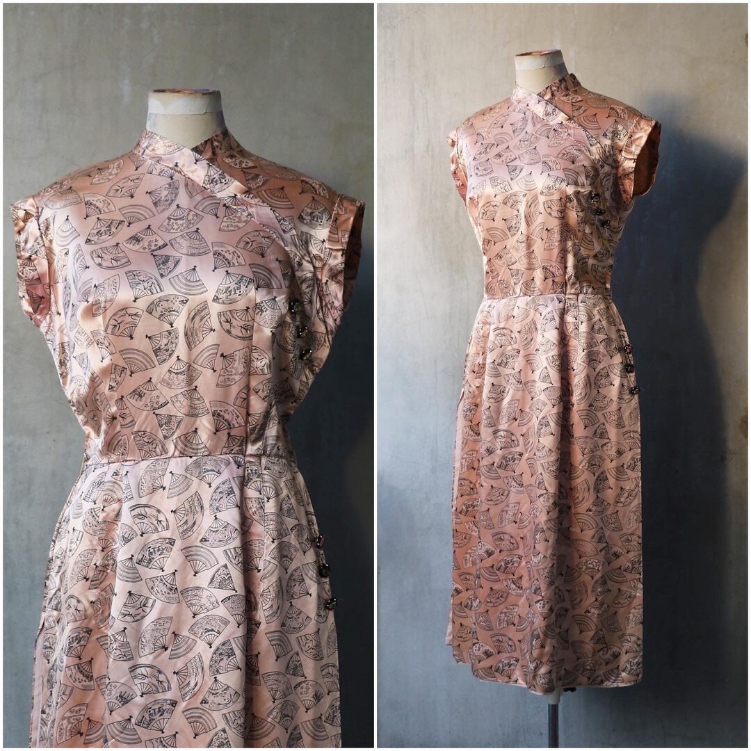 1950s Pink Novelty Fan Prints Satin Qipao Cheongsam Dress - Etsy