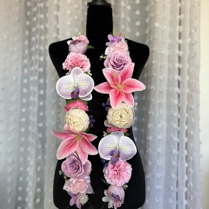 Graduation Lei Lilies - Etsy
