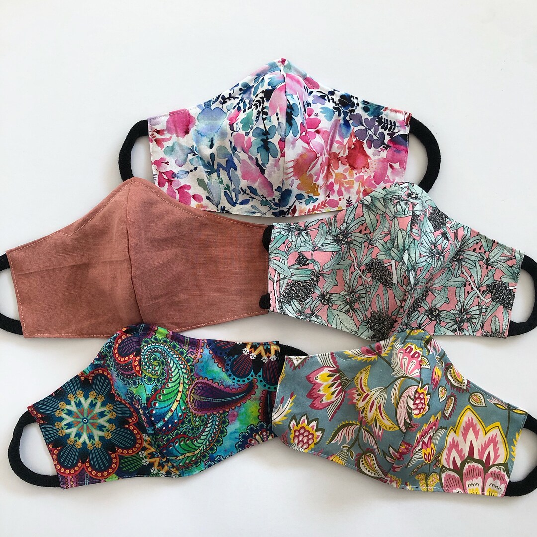 Aussie Florals - Cotton Reusable Face Masks W/ Nose Wire & Filter ...