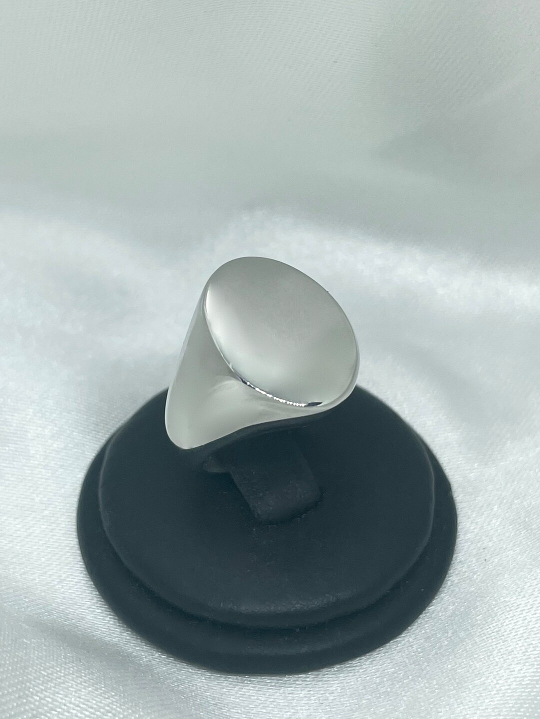 Adjustable Oval Signet Ring in 925 Silver Plated in 18-karat Gold ...