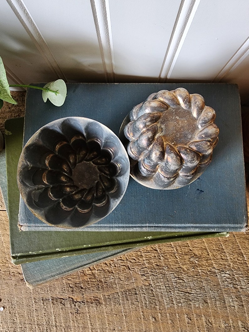 Set of 7 Mini Tin Molds - Etsy