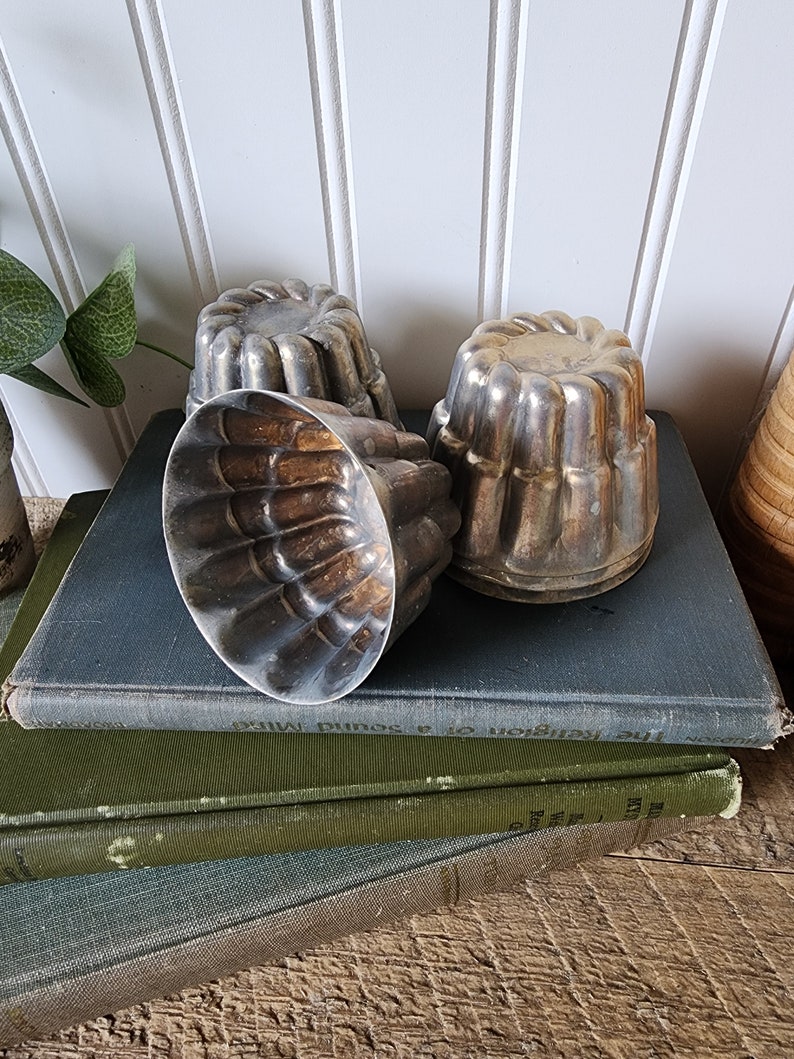 Set of 7 Mini Tin Molds - Etsy