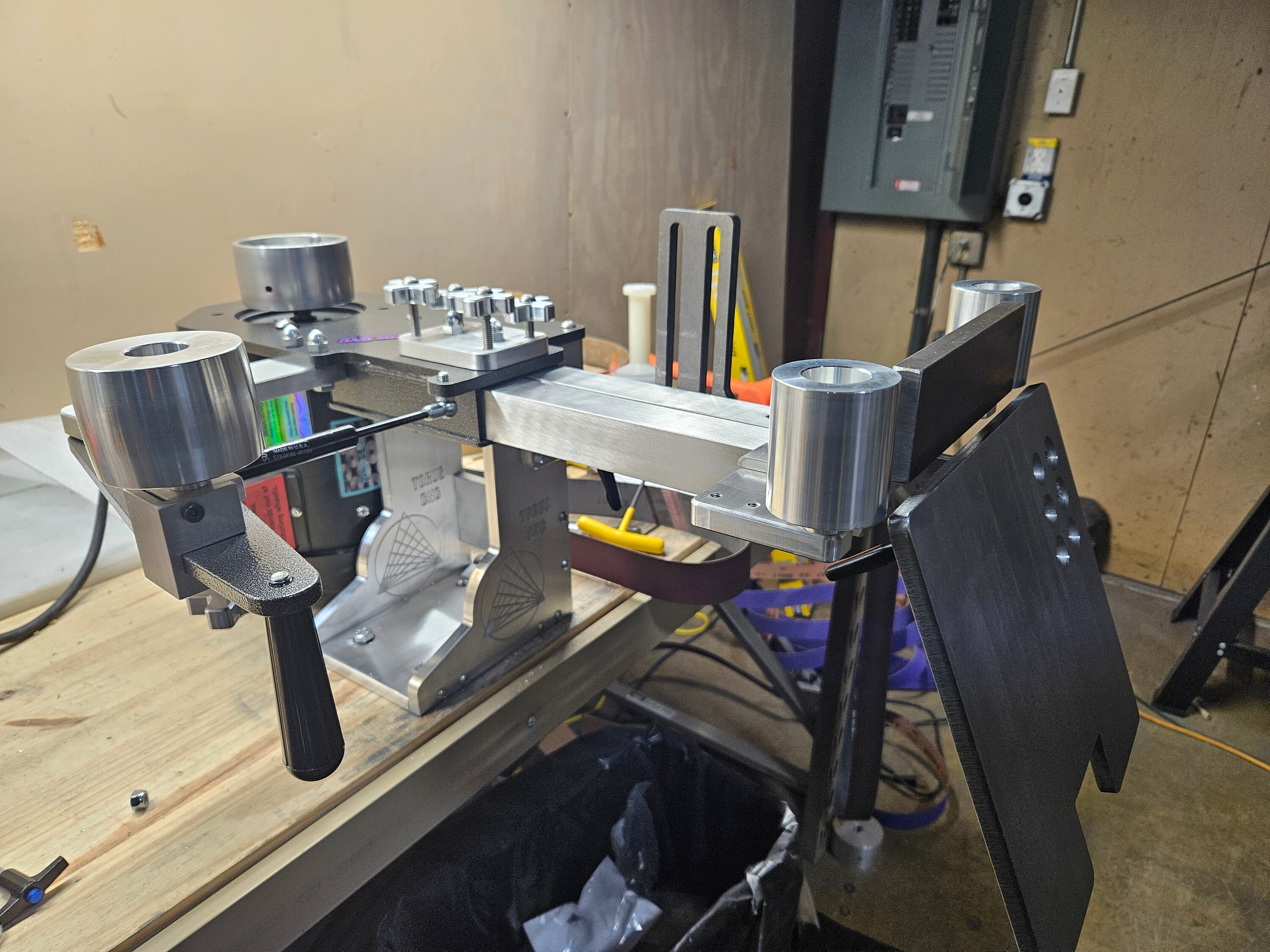 Work Table Attachment With 1.5 X 1.5 Aluminum Tool Bar for 2x72 Belt ...