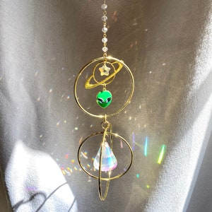 RHINESTONE ALIEN UFO Suncatcher Crystal Prism Rainbow Space Saturn ...