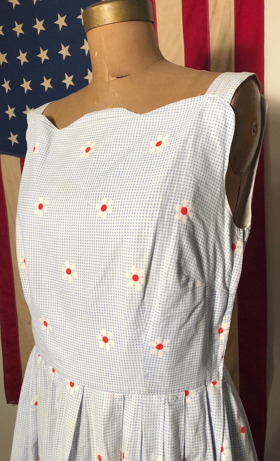 Daisy Scallops is your new Alt Identity 50s 60s Homem… - Gem