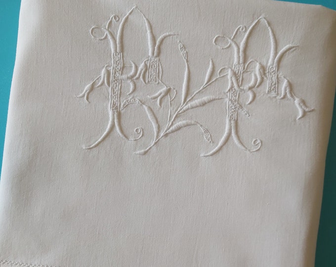 A Vintage French Linen White Metis Sheet With Hand Embroidered Monogram ...