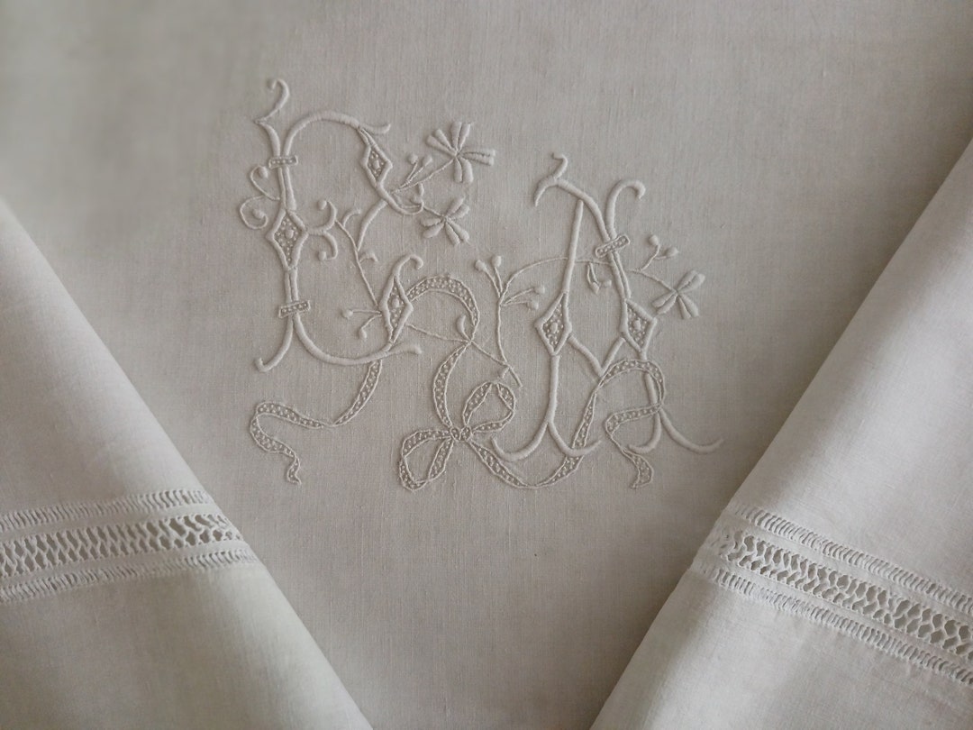 An Antique French Sheet in Pure Linen With Intricately Hand Embroidered ...