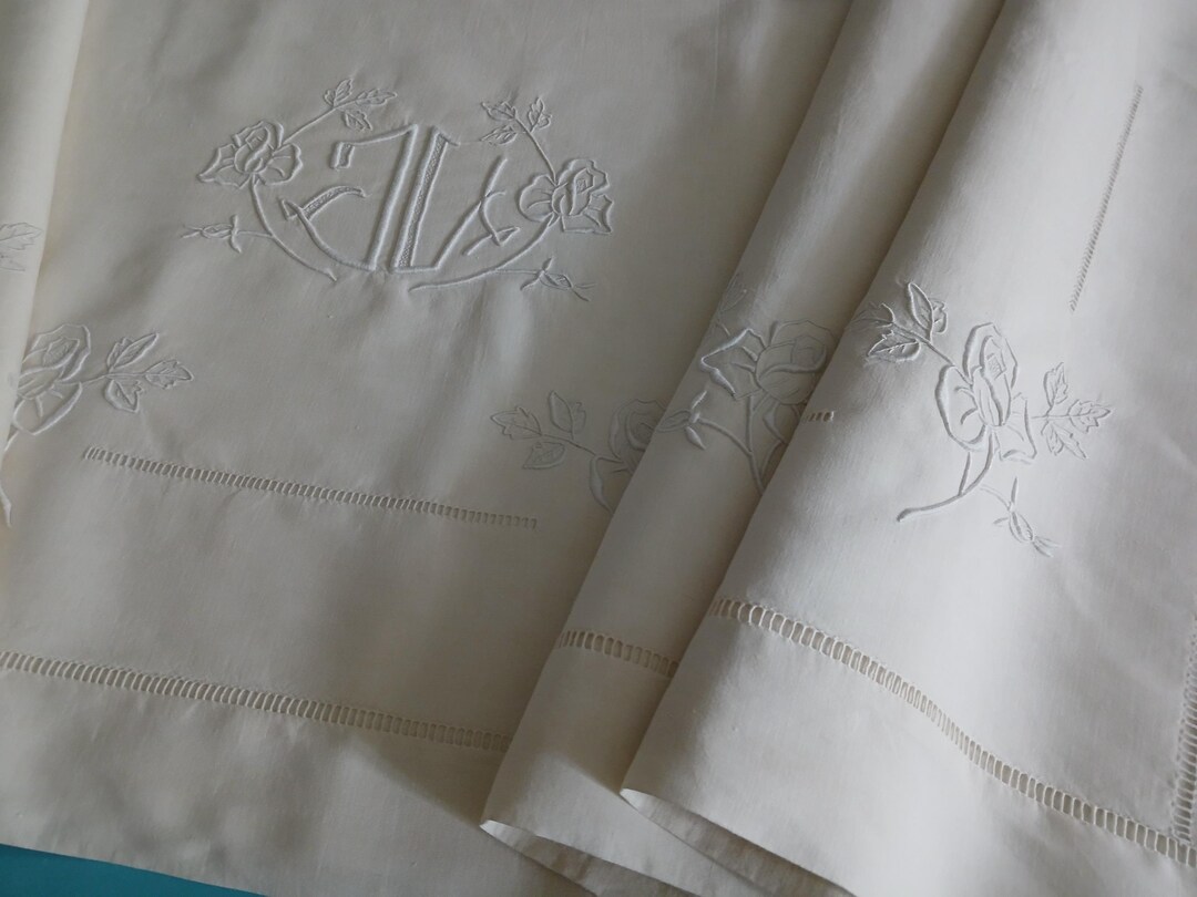 A Vintage French Linen Metis Sheet With Hand Embroidered Monogram JV ...