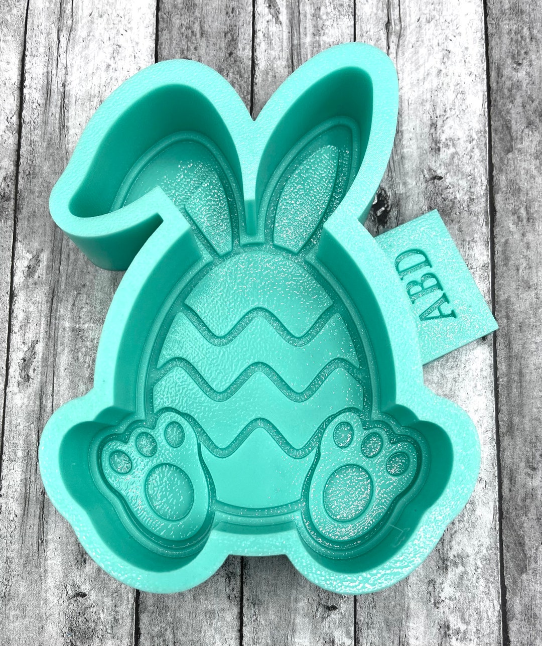 Easter Egg Bunny Squiggle Lines Mold for Car Freshie, Wax, Soap, Resin ...