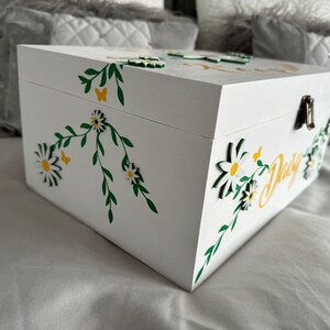Daisy Keepsake Box - Etsy UK