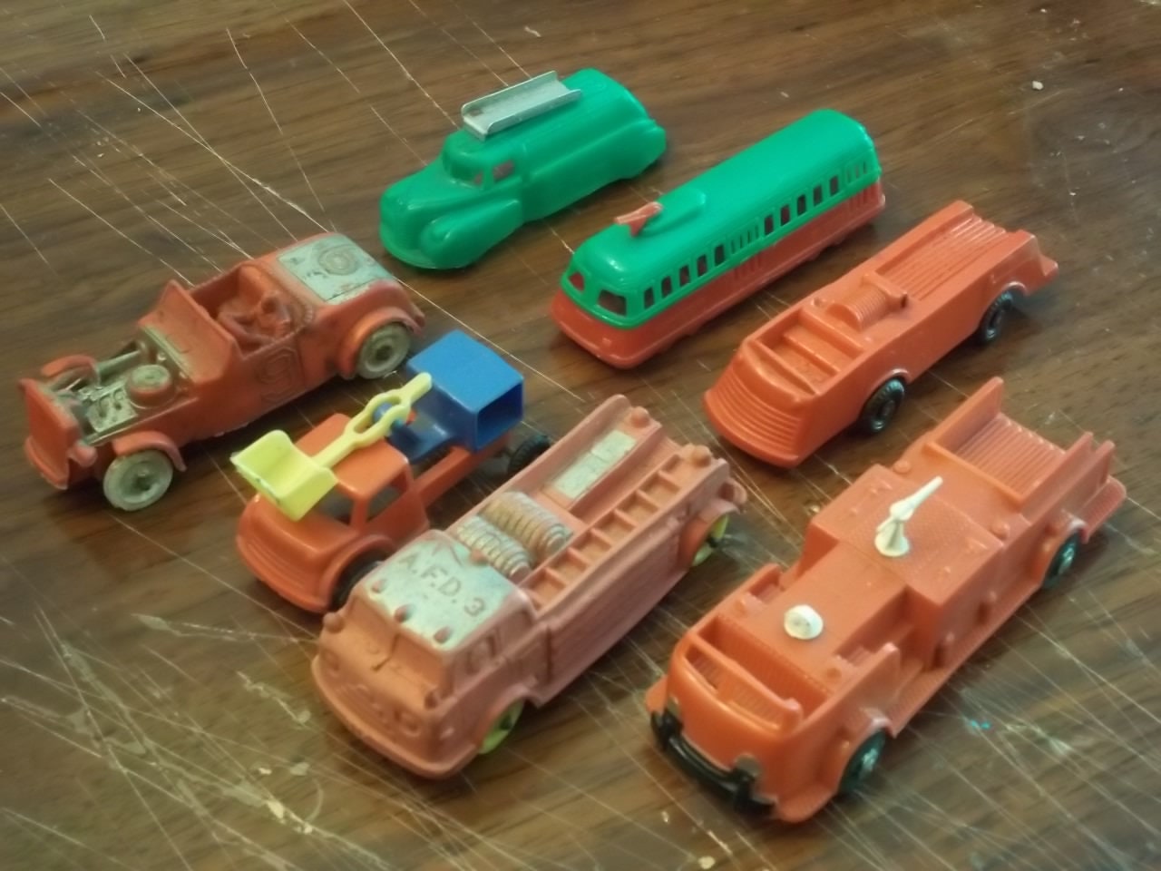 7 Vintage 1950s to 1960s plastic toy cars Plasticville | Etsy