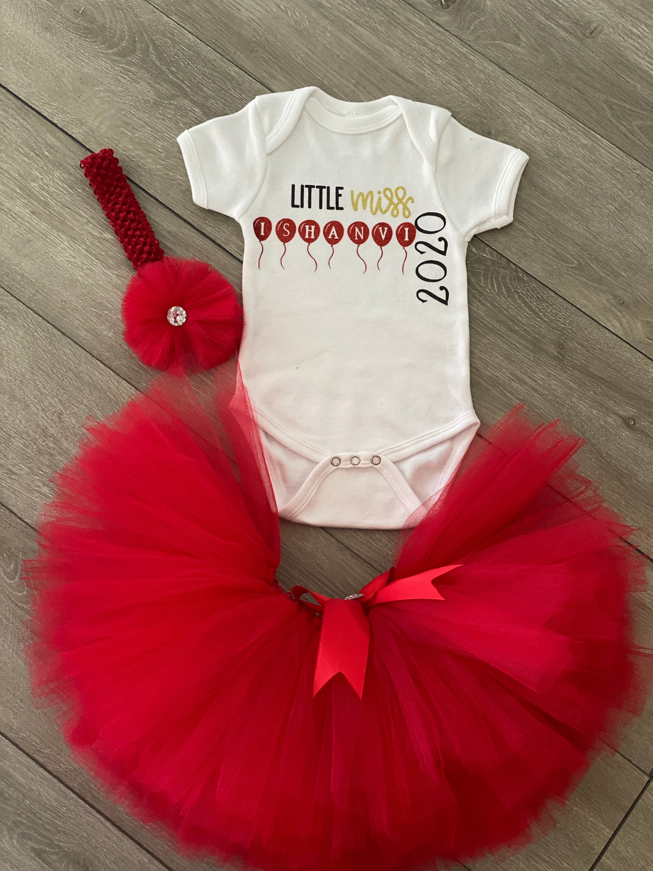 Baby custom tshirt and tutu set red tutu - Etsy.de