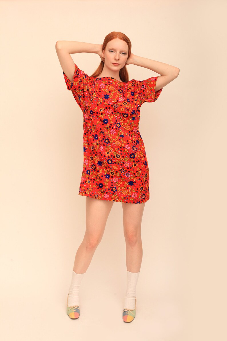Vintage 1970s 70 Red Technicolor Psychedelic Floral Mini Dress - Etsy