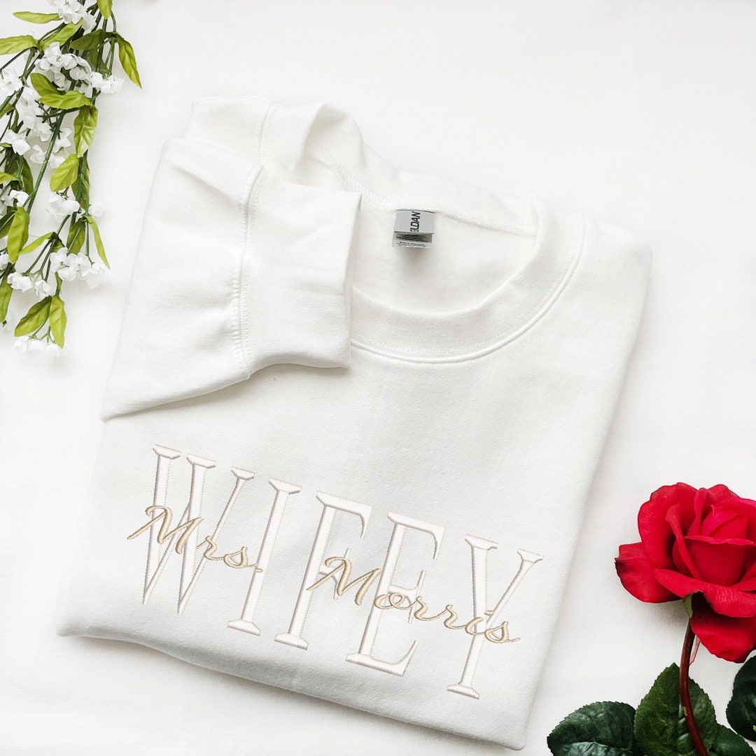 Custom Embroidered Wifey/hubby Wedding Sweatshirt, Crewneck Sweater ...
