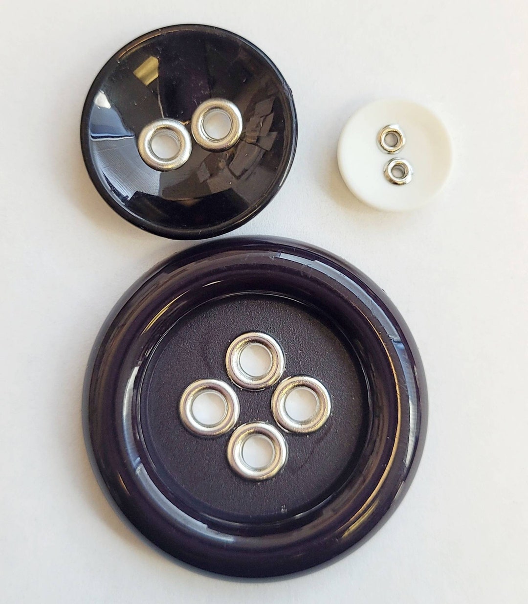 Eyelet Button - Etsy