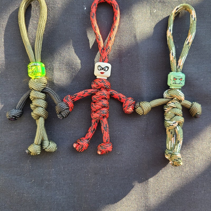Paracord Buddy - Etsy