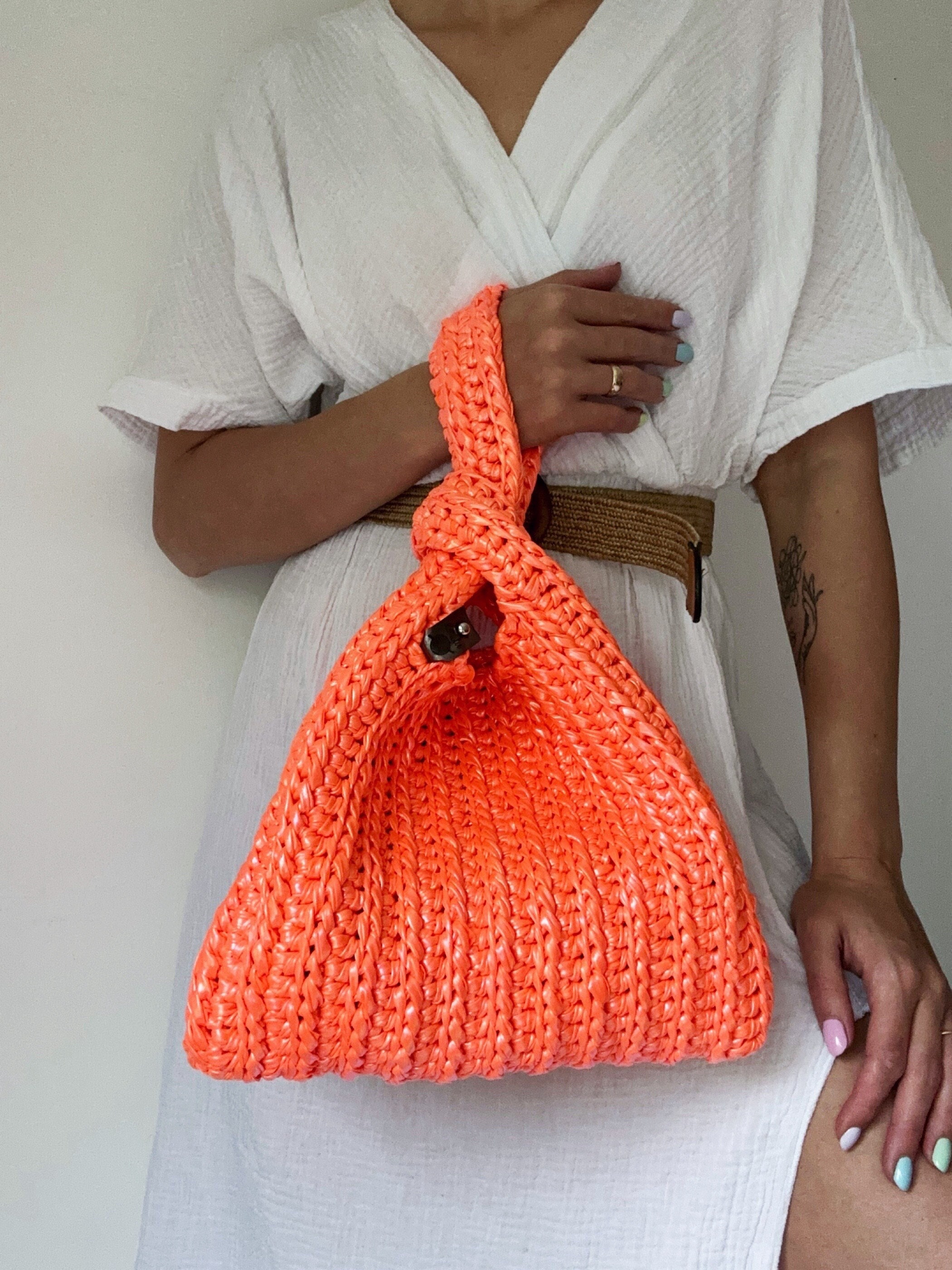 Trendy Wrist Bag, Metallic Summer Raffia Bag, Affordable Holiday ...