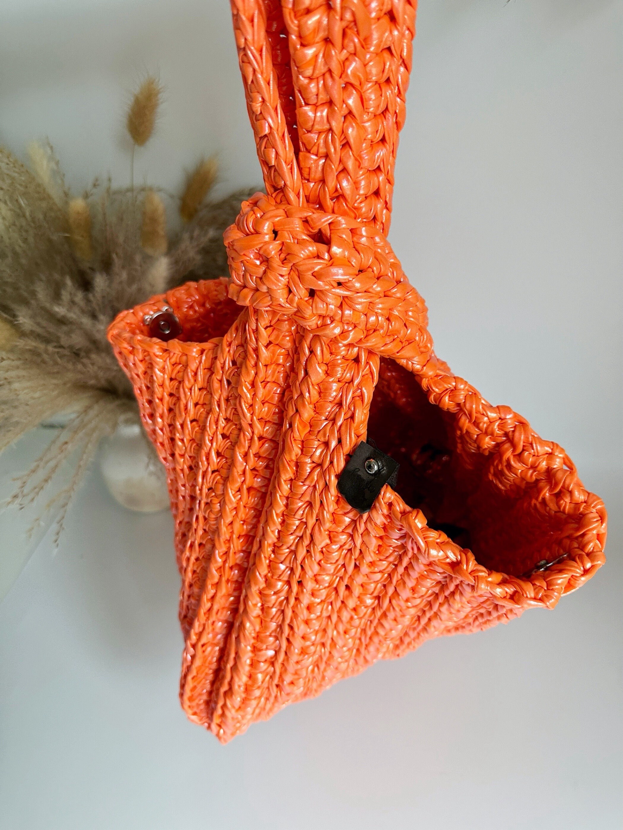 Trendy Wrist Bag, Metallic Summer Raffia Bag, Affordable Holiday ...