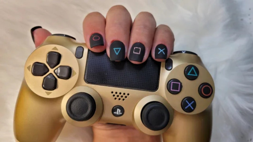 Greatness Awaits Set Press on Nails Playstation Controller Video Game ...