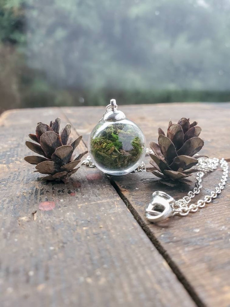 Moss Pendant Moss Necklace Moss Gift Forest Necklace - Etsy