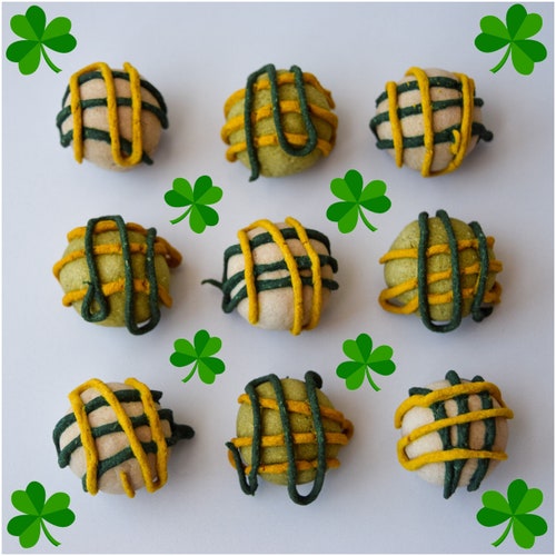 Binky Cupcakes 100% Organic and Healthy Treats for Rabbits | Etsy