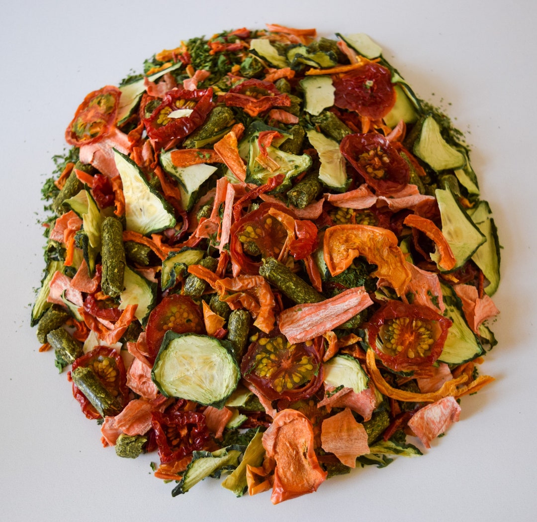 Veggie Crunch Mix | Healthy Organic Blend of Timothy Pellets ...