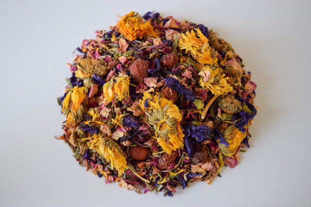 Floral Foraging Mix | Organic Blend of Flowers & Herbs | Mimics Natural ...