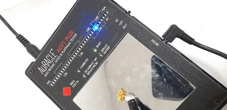 22k Gold Floral Stud Earrings 5.2g - Etsy