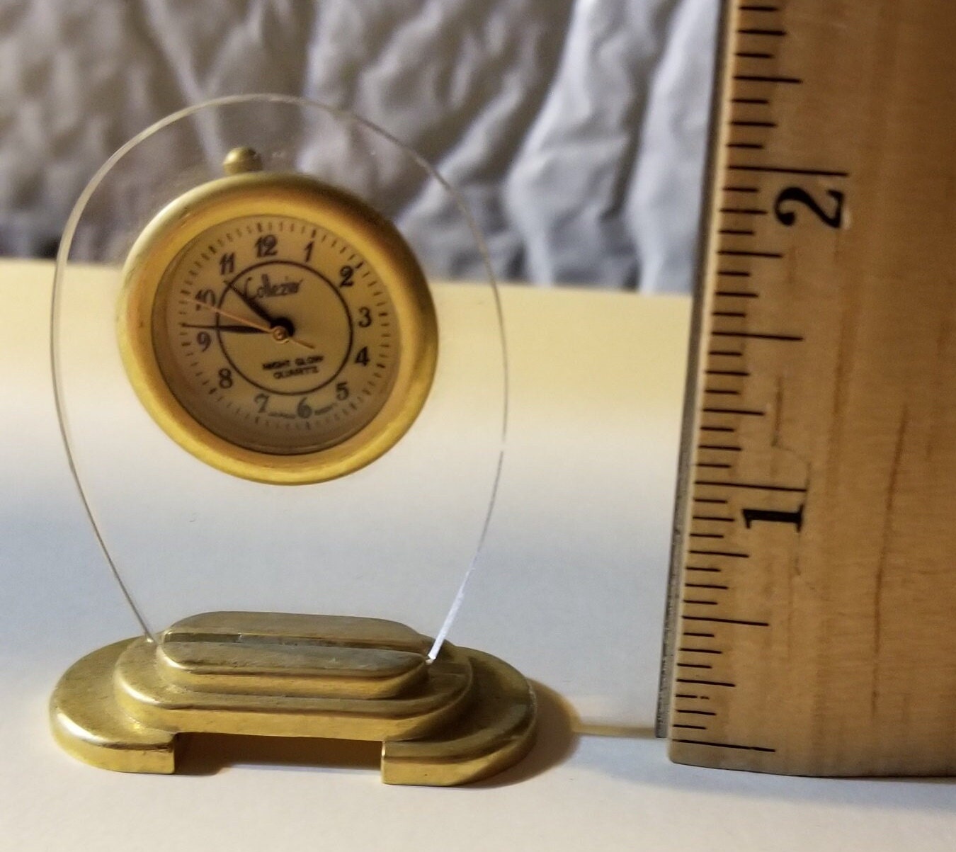 Collezio Plastic- Brass Small Desk Top Clock- Runs, Keeps Time, New ...