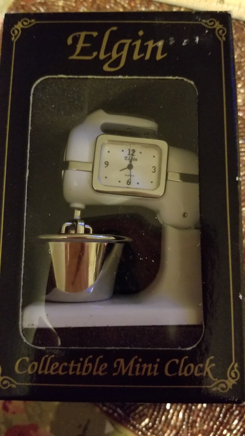 Elgin Collectible Mini Desk Clock - Keeps Time, New Battery - Etsy