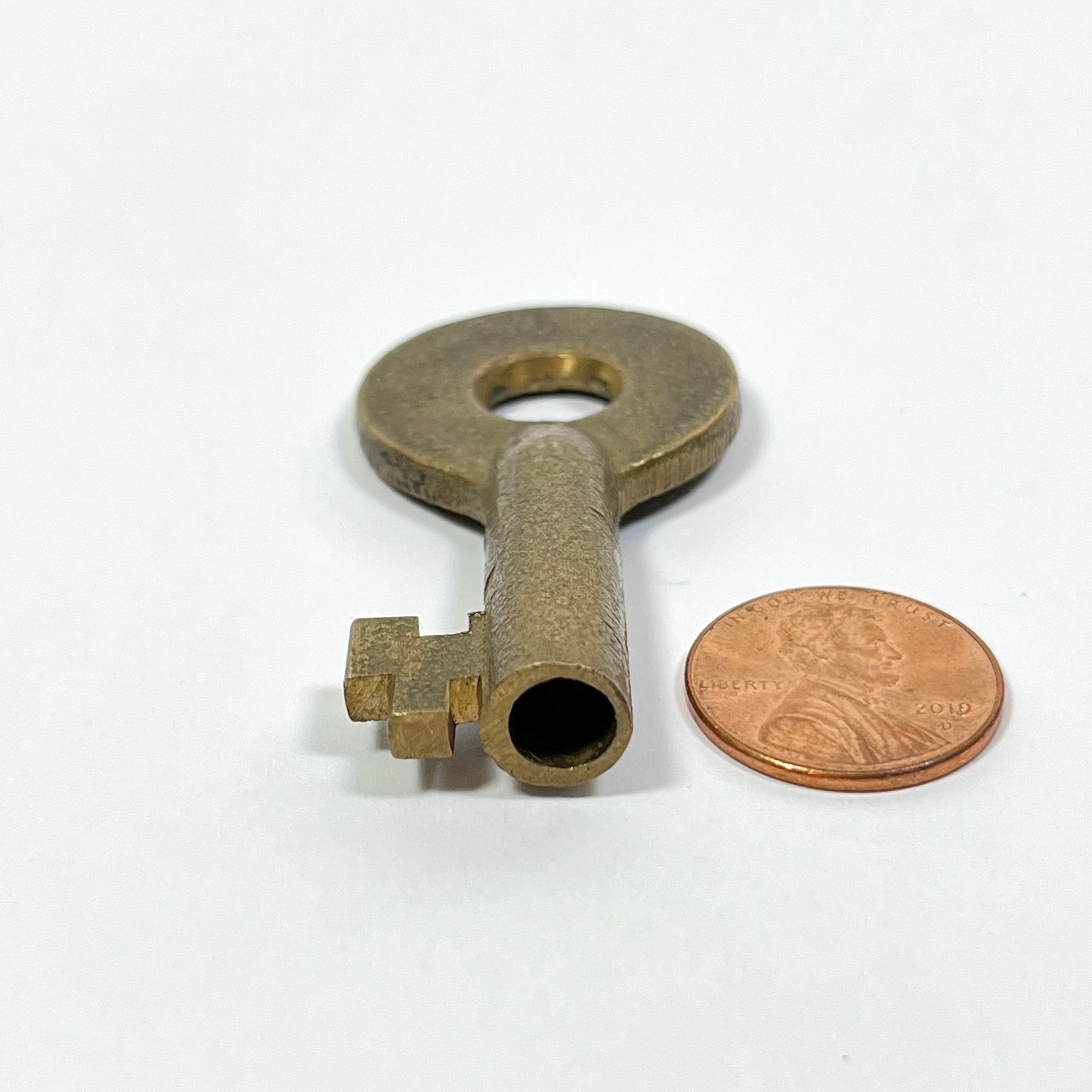 ONRWY Brass Hollow Barrel Railroad Key • Ontario Railway?? • Adlake - Etsy