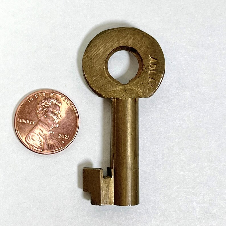 WCRY WC Ry Railroad Key Brass Hollow Barrel Wisconsin Central Railway ...