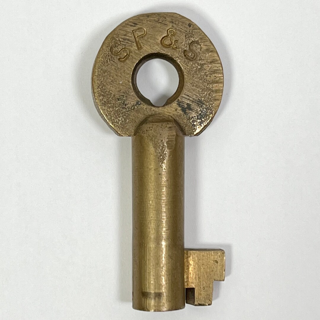 SP&S Ry Brass Hollow Barrel Railroad Key • Spokane, Portland and ...