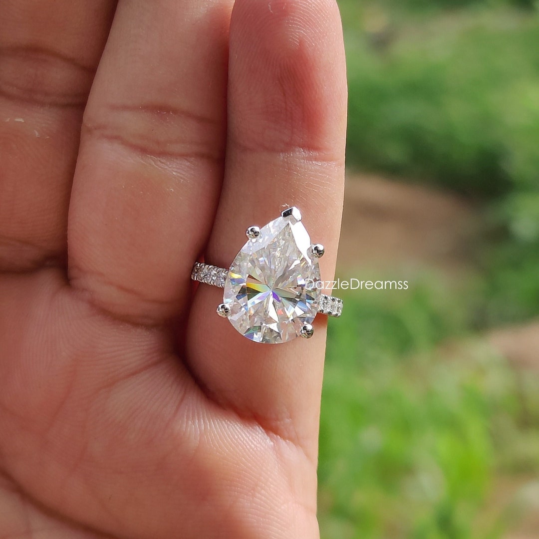 15x11mm Huge Pear Cut Colorless Moissanite Engagement Ring/18k Gold Ring/6.50ct Pear Cut Unique ...